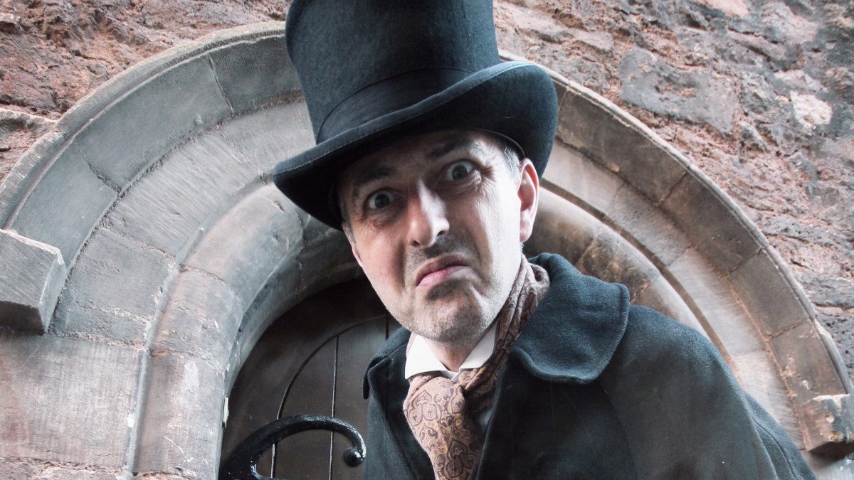 Review – Humbug! – Wandering Tiger – EMILY HOLYOAKE